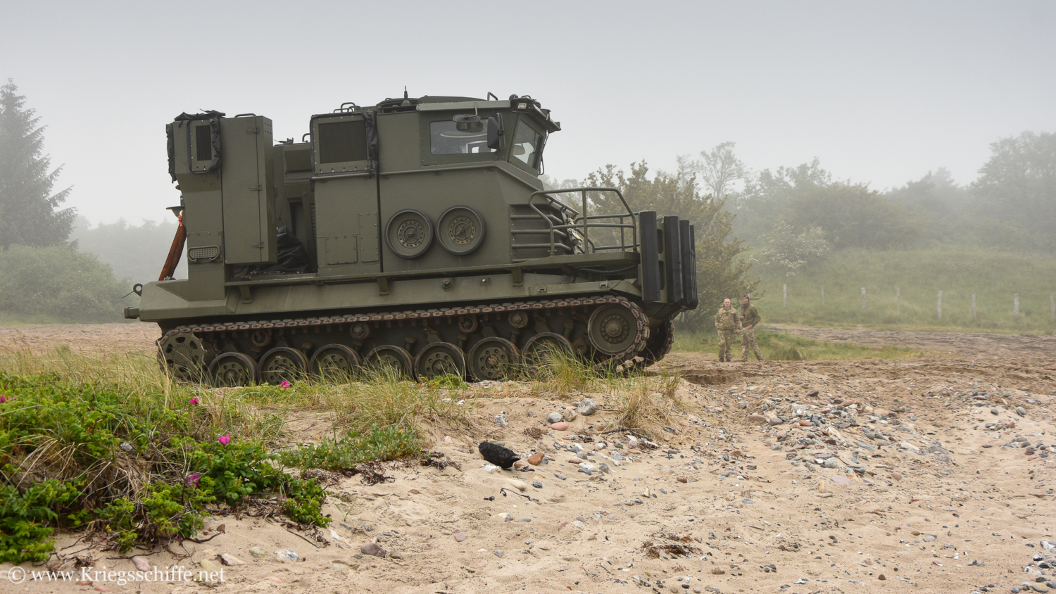 Landungsfahrzeuge – Kriegsschiffe.net